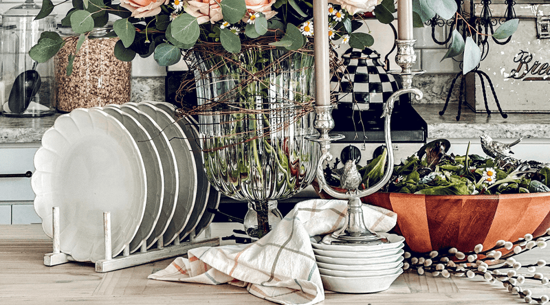 Spring - Vagabond House