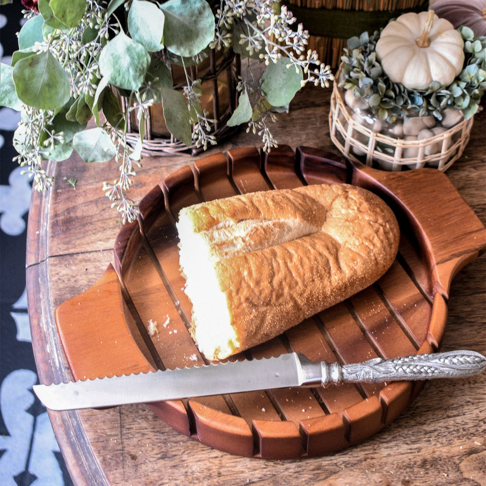 Purchase Luxury Harvest Collection Bread Board Set for Entertaining ...